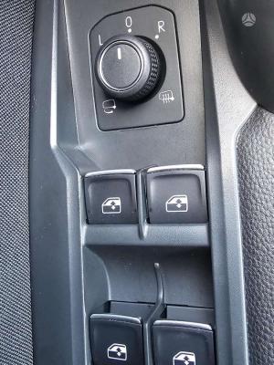Zils Volkswagen Tiguan Allspace 2023 Viļņa, ar dzinēja tilpumu 1.97 L un nobraukumu 205 tūkst. km par 20000 €, foto 30 vietnē AUTOMOTO.COM.LV