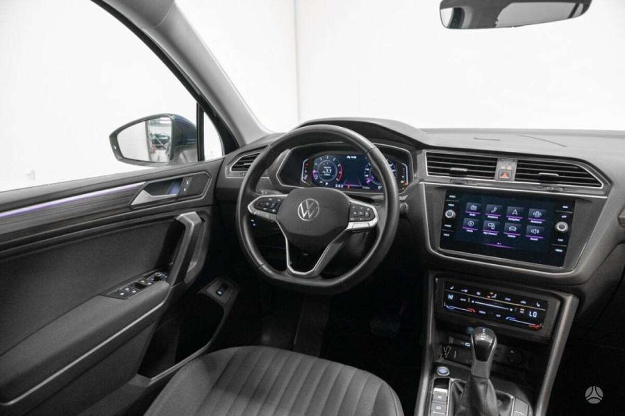 Zils Volkswagen Tiguan Allspace 2024 Viļņa, ar dzinēja tilpumu 1.50 L un nobraukumu 52 tūkst. km par 29800 €, foto 10 vietnē AUTOMOTO.COM.LV