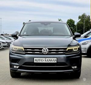 Brown Volkswagen Tiguan Allspace 2018 in Taurage, with an engine capacity of 1.97 L and mileage of 237 thousand km for 15850 €, photo 4 on AUTOMOTO.COM.LV