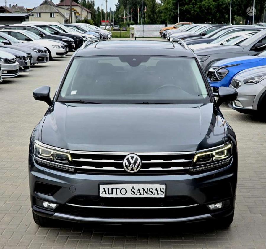 Brown Volkswagen Tiguan Allspace 2018 in Taurage, with an engine capacity of 1.97 L and mileage of 237 thousand km for 15850 €, photo 5 on AUTOMOTO.COM.LV