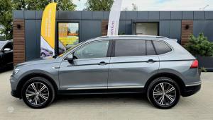 Brown Volkswagen Tiguan Allspace 2018 in Taurage, with an engine capacity of 1.97 L and mileage of 237 thousand km for 15850 €, photo 6 on AUTOMOTO.COM.LV