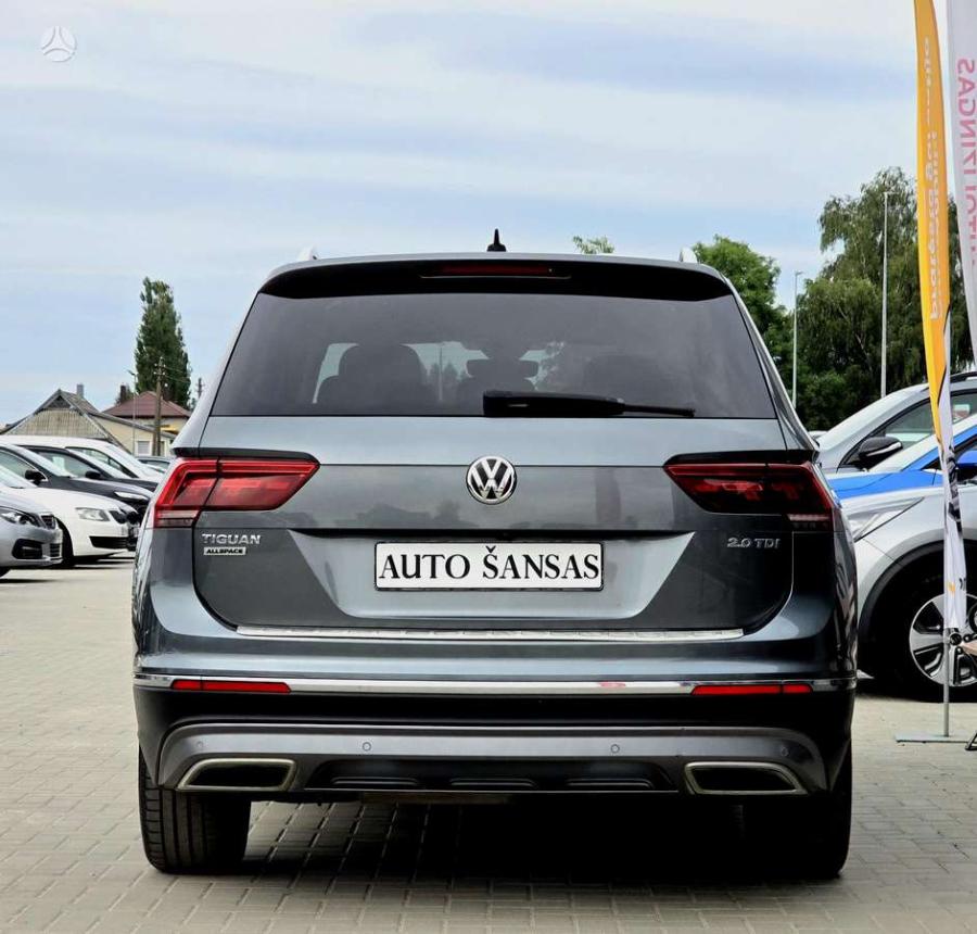 Brown Volkswagen Tiguan Allspace 2018 in Taurage, with an engine capacity of 1.97 L and mileage of 237 thousand km for 15850 €, photo 10 on AUTOMOTO.COM.LV