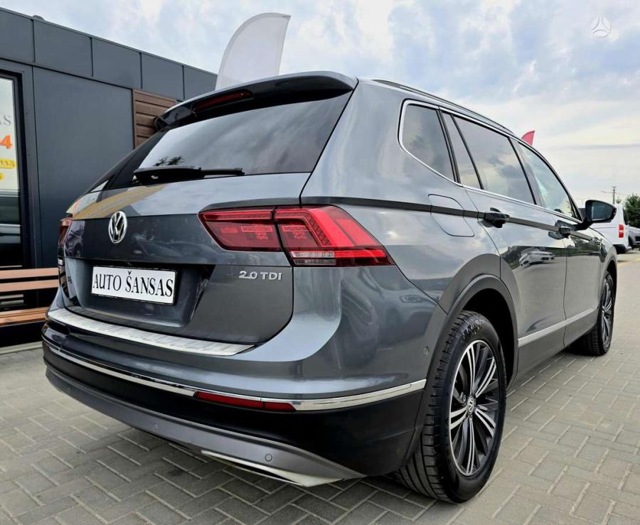 Brown Volkswagen Tiguan Allspace 2018 in Taurage, with an engine capacity of 1.97 L and mileage of 237 thousand km for 15850 €, photo 14 on AUTOMOTO.COM.LV