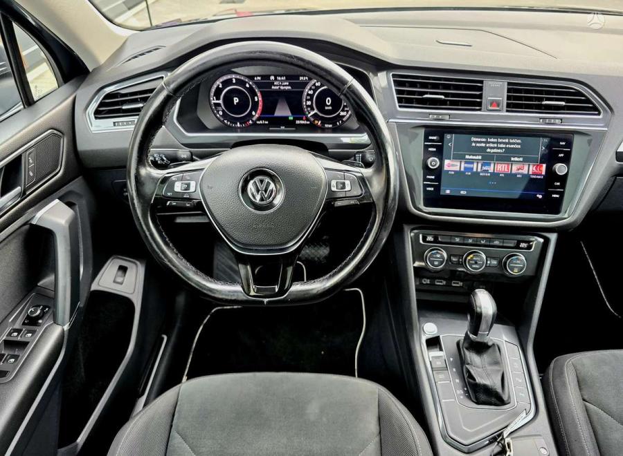Brown Volkswagen Tiguan Allspace 2018 in Taurage, with an engine capacity of 1.97 L and mileage of 237 thousand km for 15850 €, photo 16 on AUTOMOTO.COM.LV