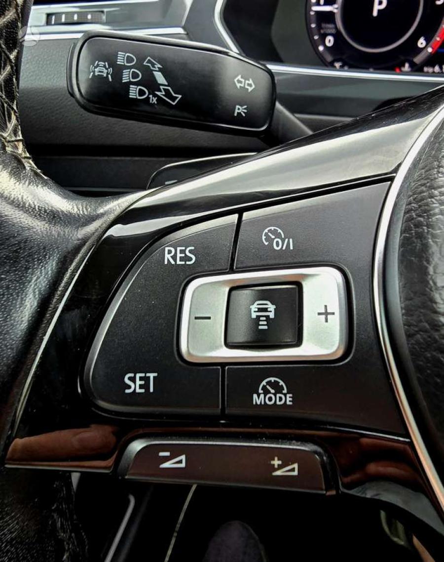 Brown Volkswagen Tiguan Allspace 2018 in Taurage, with an engine capacity of 1.97 L and mileage of 237 thousand km for 15850 €, photo 21 on AUTOMOTO.COM.LV