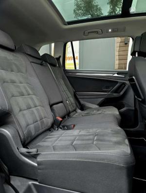Brown Volkswagen Tiguan Allspace 2018 in Taurage, with an engine capacity of 1.97 L and mileage of 237 thousand km for 15850 €, photo 30 on AUTOMOTO.COM.LV
