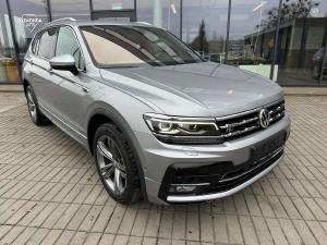 Brown Volkswagen Tiguan Allspace 2020 in Kaunas, with an engine capacity of 1.50 L and mileage of 186 thousand km for 20900 €, photo 3 on AUTOMOTO.COM.LV