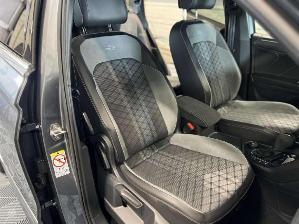 Brūns Volkswagen Tiguan Allspace 2022 Kauņa, ar dzinēja tilpumu 2.00 L un nobraukumu 173 tūkst. km par 30000 €, foto 5 vietnē AUTOMOTO.COM.LV