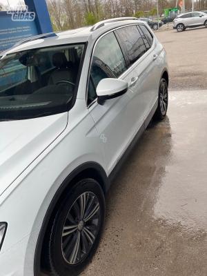 Volkswagen Tiguan Allspace 2018 Kauņa, ar dzinēja tilpumu 2.00 L un nobraukumu 123 tūkst. km par 19500 €, foto 4 vietnē AUTOMOTO.COM.LV