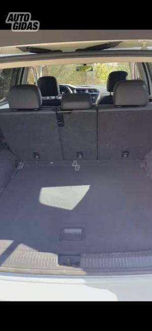 Volkswagen Tiguan Allspace 2018 Kauņa, ar dzinēja tilpumu 2.00 L un nobraukumu 123 tūkst. km par 19500 €, foto 8 vietnē AUTOMOTO.COM.LV