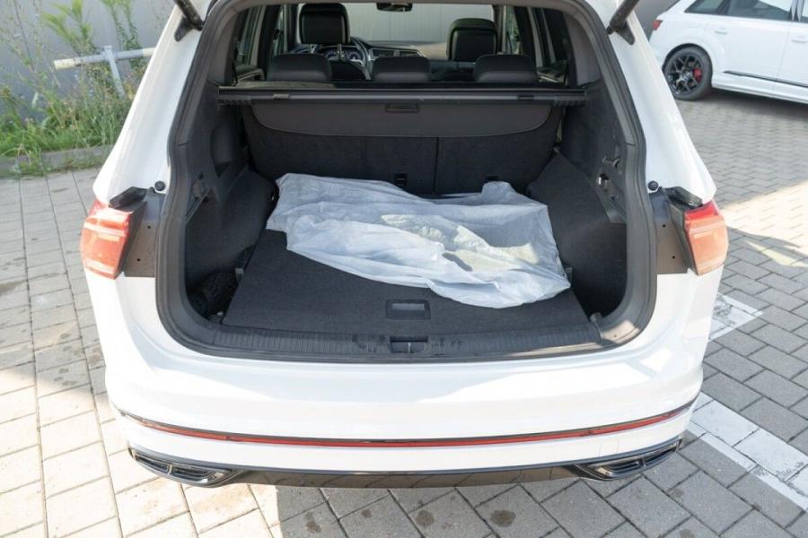 Фольксваген Tiguan Allspace 2024 в Вильнюс, объемом двигателя 2.00 л и пробегом 54 тыс. км за 33350 €, фото 28 на AUTOMOTO.COM.LV
