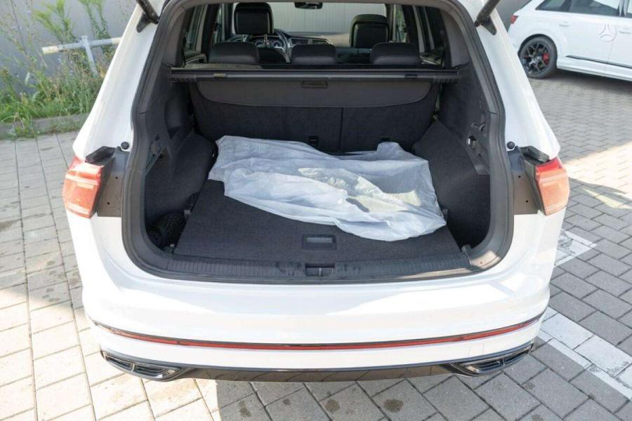 Volkswagen Tiguan Allspace 2024 Viļņa, ar dzinēja tilpumu 2.00 L un nobraukumu 54 tūkst. km par 33350 €, foto 28 vietnē AUTOMOTO.COM.LV