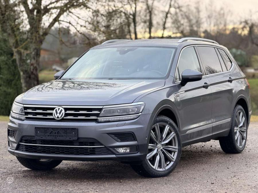 Pelēks Volkswagen Tiguan Allspace 2018 Utena, ar dzinēja tilpumu 1.97 L un nobraukumu 293 tūkst. km par 17950 €, foto 3 vietnē AUTOMOTO.COM.LV