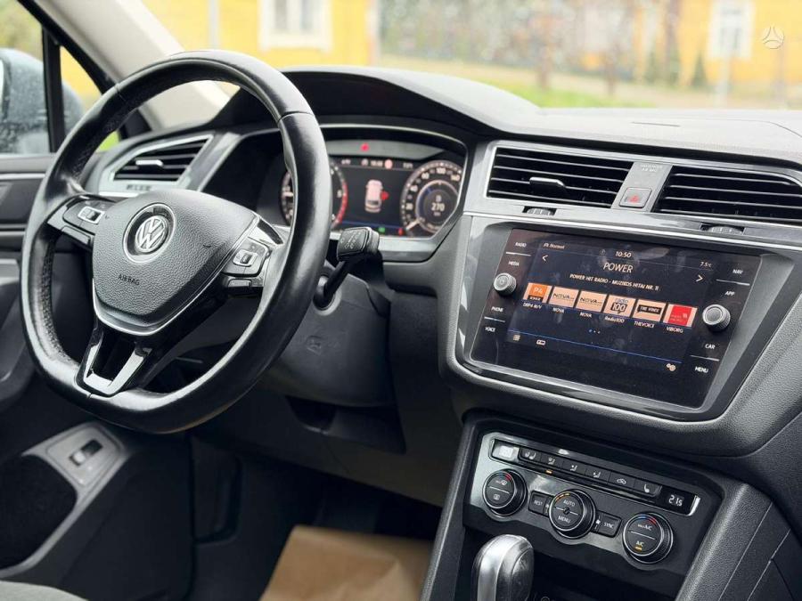 Pelēks Volkswagen Tiguan Allspace 2018 Utena, ar dzinēja tilpumu 1.97 L un nobraukumu 293 tūkst. km par 17950 €, foto 16 vietnē AUTOMOTO.COM.LV