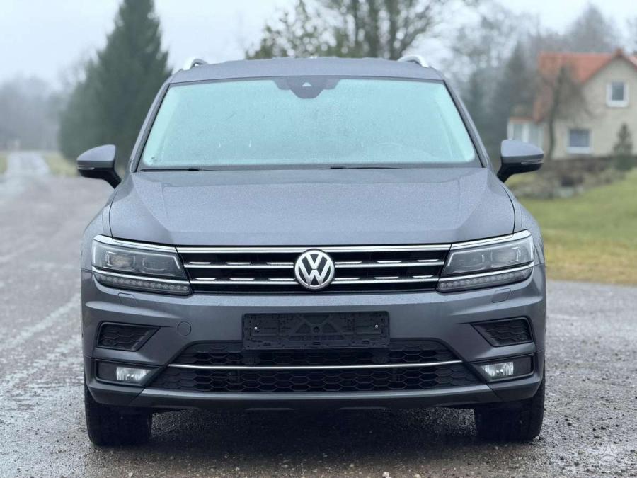 Pelēks Volkswagen Tiguan Allspace 2018 Utena, ar dzinēja tilpumu 1.97 L un nobraukumu 294 tūkst. km par 17750 €, foto 3 vietnē AUTOMOTO.COM.LV