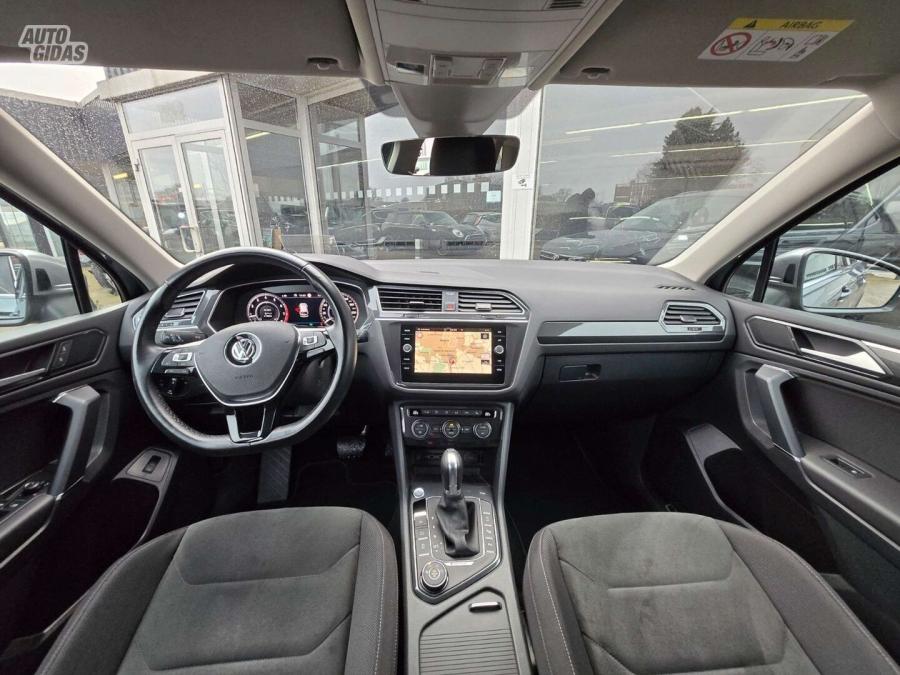 Pelēks Volkswagen Tiguan Allspace 2018 Kauņa, ar dzinēja tilpumu 2.00 L un nobraukumu 62 tūkst. km par 33114 €, foto 15 vietnē AUTOMOTO.COM.LV