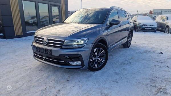 Pelēks Volkswagen Tiguan Allspace 2018 Marijampole, ar dzinēja tilpumu 1.98 L un nobraukumu 94 tūkst. km par 18490 €, foto 6 vietnē AUTOMOTO.COM.LV