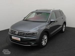 Grey Volkswagen Tiguan Allspace 2018 in Vilnius, with an engine capacity of 2.00 L and mileage of 178 thousand km for 20699 €, photo  on AUTOMOTO.COM.LV