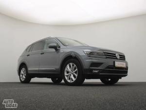 Grey Volkswagen Tiguan Allspace 2018 in Vilnius, with an engine capacity of 2.00 L and mileage of 178 thousand km for 20699 €, photo 11 on AUTOMOTO.COM.LV