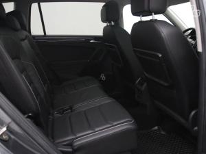 Grey Volkswagen Tiguan Allspace 2018 in Vilnius, with an engine capacity of 2.00 L and mileage of 178 thousand km for 20699 €, photo 15 on AUTOMOTO.COM.LV