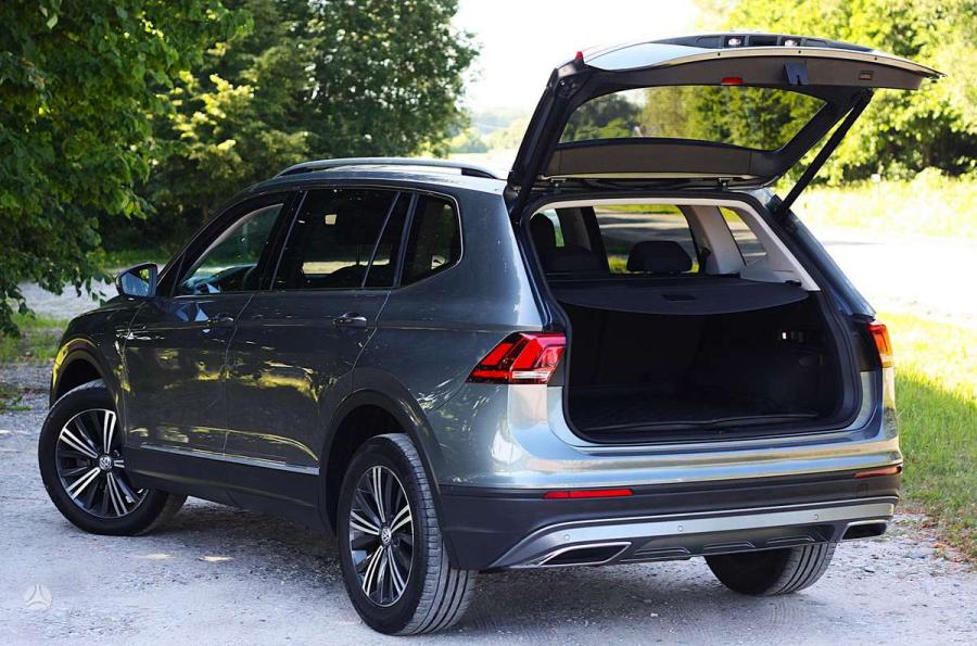 Серый Фольксваген Tiguan Allspace 2018 в Кретинга, объемом двигателя 1.97 л и пробегом 174 тыс. км за 17999 €, фото 16 на AUTOMOTO.COM.LV