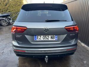 Grey Volkswagen Tiguan Allspace 2018 in Kaunas, with an engine capacity of 1.97 L and mileage of 170 thousand km for 8200 €, photo 9 on AUTOMOTO.COM.LV