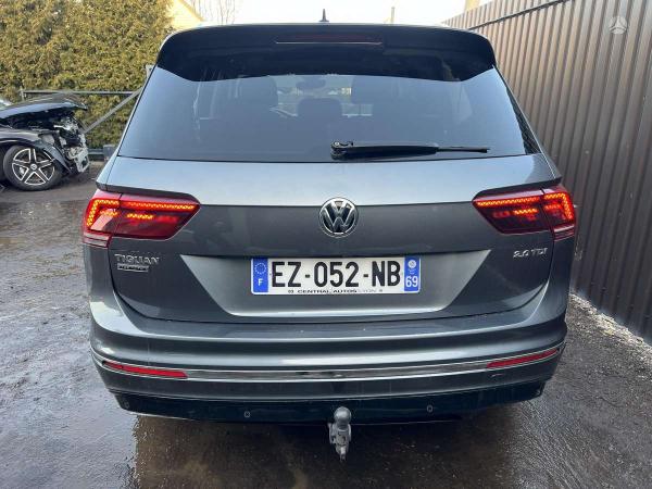 Серый Фольксваген Tiguan Allspace 2018 в Каунас, объемом двигателя 1.97 л и пробегом 170 тыс. км за 7500 €, фото 8 на AUTOMOTO.COM.LV