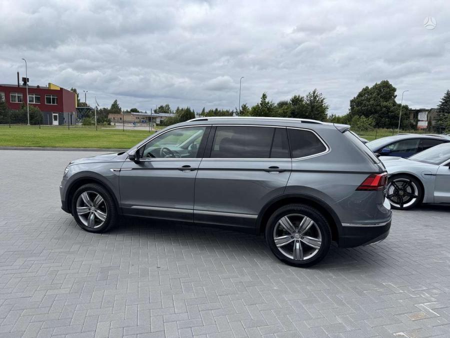 Серый Фольксваген Tiguan Allspace 2018 в Тельшяй, объемом двигателя 1.97 л и пробегом 253 тыс. км за 15300 €, фото 4 на AUTOMOTO.COM.LV