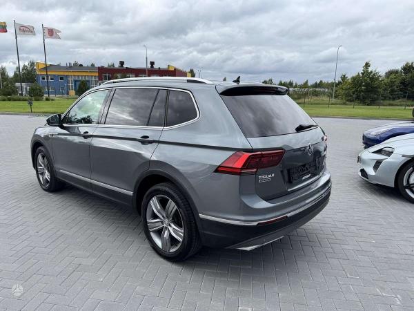 Серый Фольксваген Tiguan Allspace 2018 в Тельшяй, объемом двигателя 1.97 л и пробегом 253 тыс. км за 15300 €, фото 4 на AUTOMOTO.COM.LV