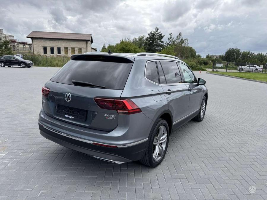 Серый Фольксваген Tiguan Allspace 2018 в Тельшяй, объемом двигателя 1.97 л и пробегом 253 тыс. км за 15300 €, фото 7 на AUTOMOTO.COM.LV