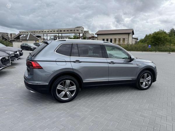 Серый Фольксваген Tiguan Allspace 2018 в Тельшяй, объемом двигателя 1.97 л и пробегом 253 тыс. км за 15300 €, фото 7 на AUTOMOTO.COM.LV