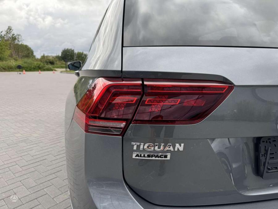 Серый Фольксваген Tiguan Allspace 2018 в Тельшяй, объемом двигателя 1.97 л и пробегом 253 тыс. км за 15300 €, фото 21 на AUTOMOTO.COM.LV