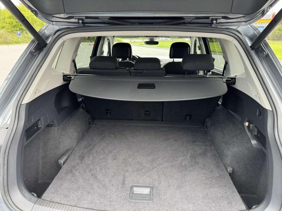 Серый Фольксваген Tiguan Allspace 2018 в Тельшяй, объемом двигателя 1.97 л и пробегом 253 тыс. км за 15300 €, фото 25 на AUTOMOTO.COM.LV