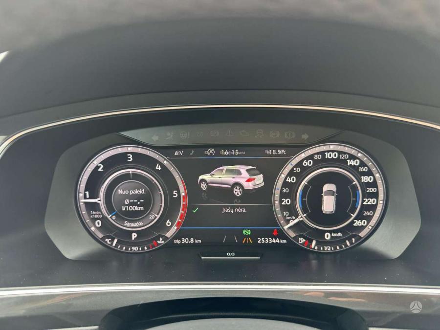 Серый Фольксваген Tiguan Allspace 2018 в Тельшяй, объемом двигателя 1.97 л и пробегом 253 тыс. км за 15300 €, фото 41 на AUTOMOTO.COM.LV