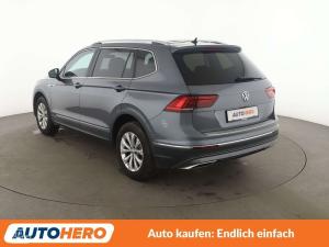 Pelēks Volkswagen Tiguan Allspace 2019 Kauņa, ar dzinēja tilpumu 2.00 L un nobraukumu 100 tūkst. km par 32576 €, foto 4 vietnē AUTOMOTO.COM.LV