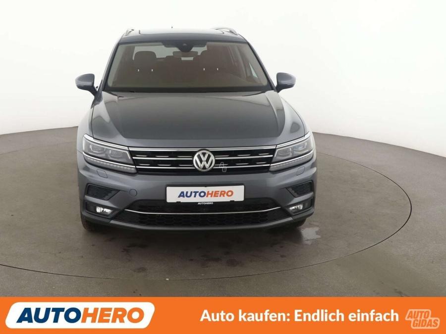 Pelēks Volkswagen Tiguan Allspace 2019 Kauņa, ar dzinēja tilpumu 2.00 L un nobraukumu 100 tūkst. km par 32576 €, foto 9 vietnē AUTOMOTO.COM.LV