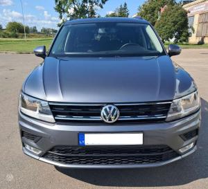 Серый Фольксваген Tiguan Allspace 2019 в Паневежис, объемом двигателя 2.00 л и пробегом 81 тыс. км за 13900 €, фото 6 на AUTOMOTO.COM.LV