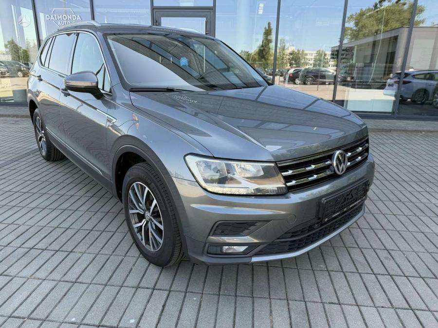 Серый Фольксваген Tiguan Allspace 2019 в Каунас, объемом двигателя 1.50 л и пробегом 202 тыс. км за 15900 €, фото 3 на AUTOMOTO.COM.LV