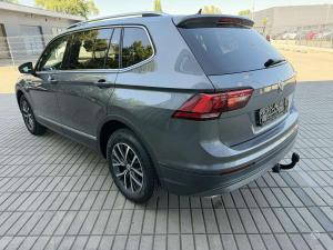Серый Фольксваген Tiguan Allspace 2019 в Каунас, объемом двигателя 1.50 л и пробегом 202 тыс. км за 15900 €, фото 4 на AUTOMOTO.COM.LV