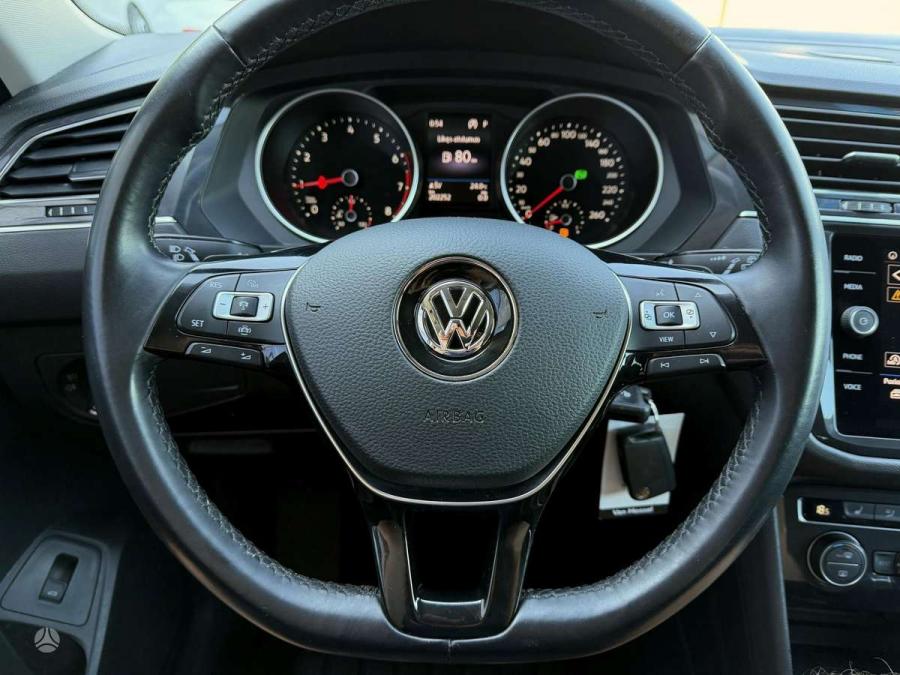 Серый Фольксваген Tiguan Allspace 2019 в Каунас, объемом двигателя 1.50 л и пробегом 202 тыс. км за 15900 €, фото 7 на AUTOMOTO.COM.LV