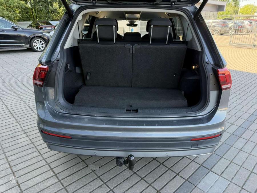 Серый Фольксваген Tiguan Allspace 2019 в Каунас, объемом двигателя 1.50 л и пробегом 202 тыс. км за 15900 €, фото 14 на AUTOMOTO.COM.LV