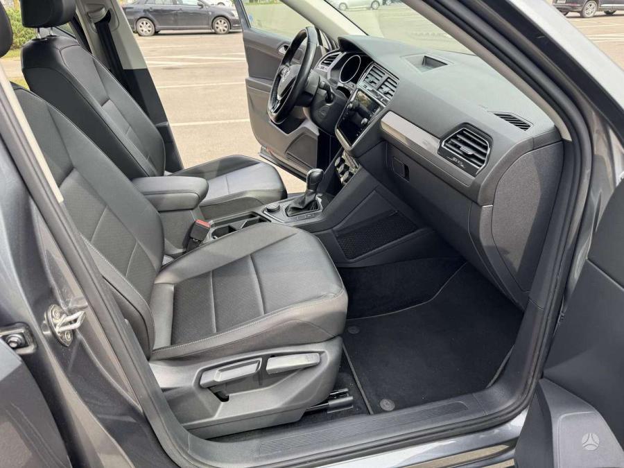 Серый Фольксваген Tiguan Allspace 2019 в Вильнюс, объемом двигателя 1.98 л и пробегом 113 тыс. км за 19900 €, фото 14 на AUTOMOTO.COM.LV