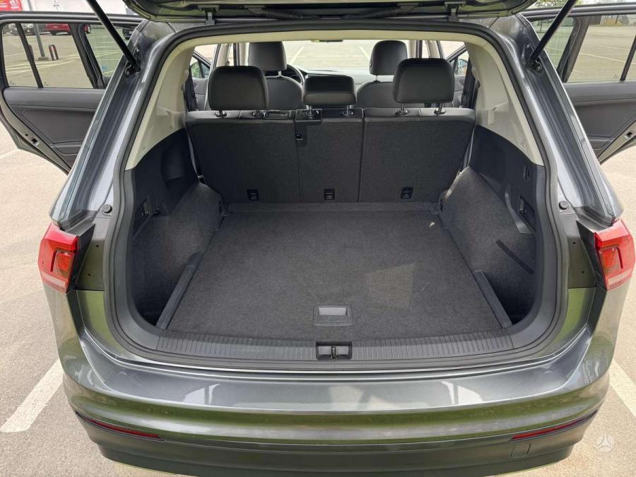 Серый Фольксваген Tiguan Allspace 2019 в Вильнюс, объемом двигателя 1.98 л и пробегом 113 тыс. км за 19900 €, фото 17 на AUTOMOTO.COM.LV