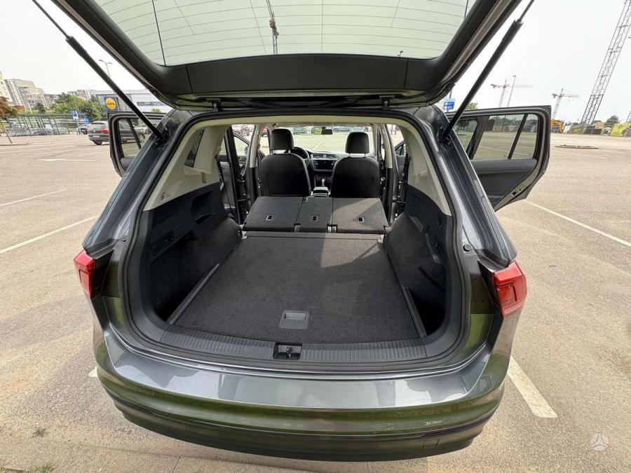 Серый Фольксваген Tiguan Allspace 2019 в Вильнюс, объемом двигателя 1.98 л и пробегом 113 тыс. км за 19900 €, фото 18 на AUTOMOTO.COM.LV