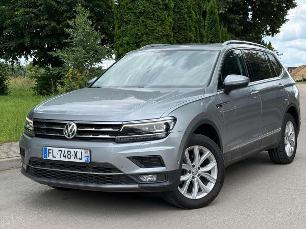 Серый Фольксваген Tiguan Allspace 2019 в Таураге, объемом двигателя 1.97 л и пробегом 250 тыс. км за 14000 €, фото 4 на AUTOMOTO.COM.LV