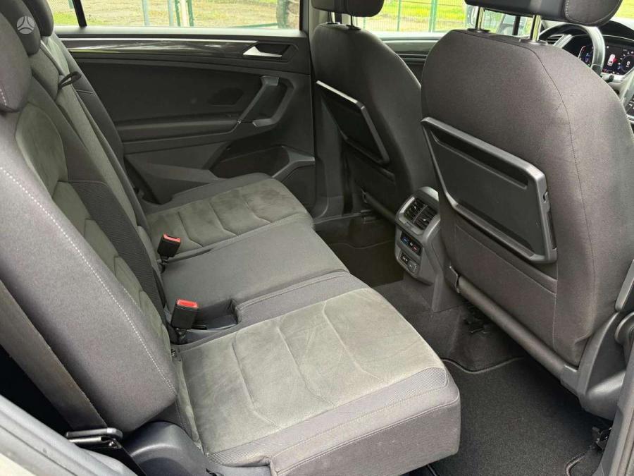 Серый Фольксваген Tiguan Allspace 2019 в Таураге, объемом двигателя 1.97 л и пробегом 250 тыс. км за 14000 €, фото 12 на AUTOMOTO.COM.LV