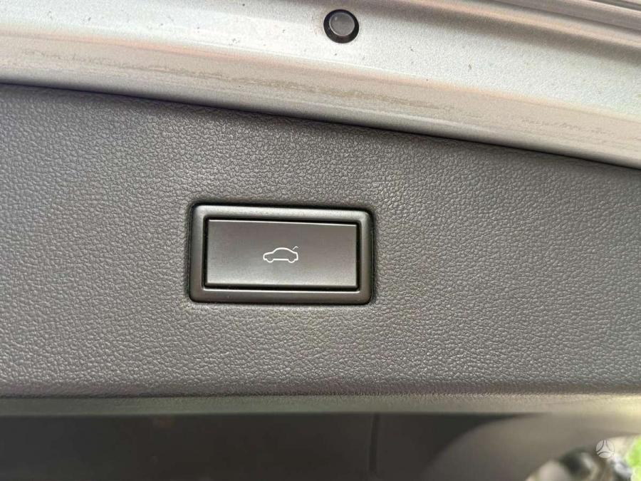 Серый Фольксваген Tiguan Allspace 2019 в Таураге, объемом двигателя 1.97 л и пробегом 250 тыс. км за 14000 €, фото 14 на AUTOMOTO.COM.LV