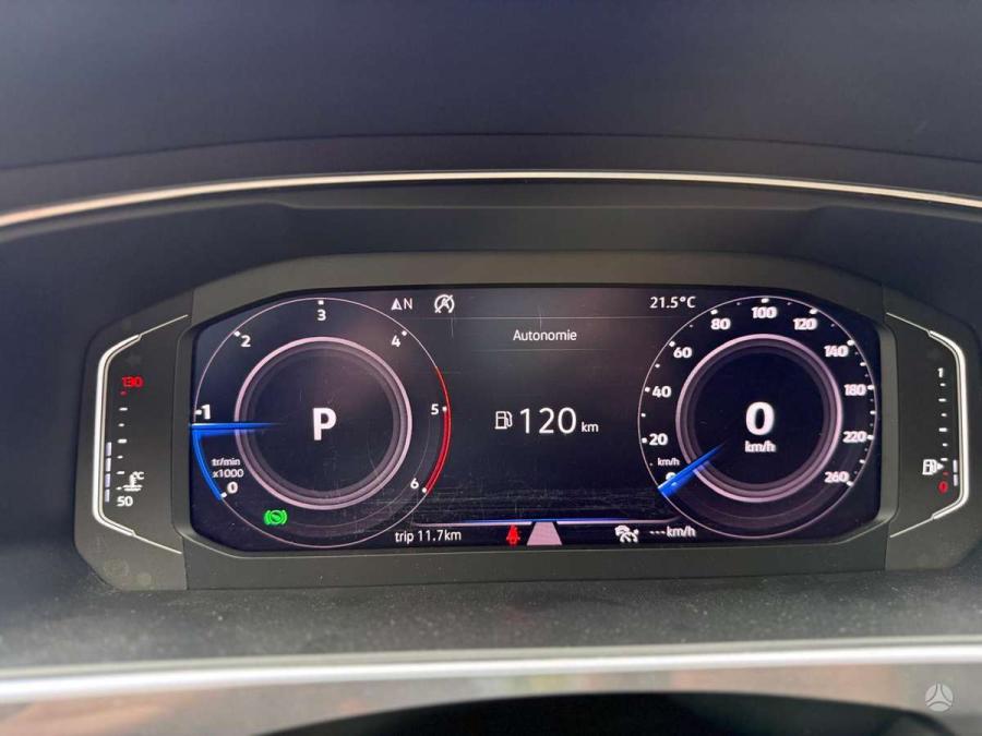 Серый Фольксваген Tiguan Allspace 2019 в Таураге, объемом двигателя 1.97 л и пробегом 250 тыс. км за 14000 €, фото 21 на AUTOMOTO.COM.LV