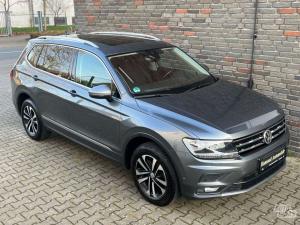 Grey Volkswagen Tiguan Allspace 2020 in Kaunas, with an engine capacity of 2.00 L and mileage of 97 thousand km for 28570 €, photo 4 on AUTOMOTO.COM.LV