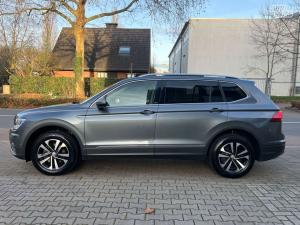 Grey Volkswagen Tiguan Allspace 2020 in Kaunas, with an engine capacity of 2.00 L and mileage of 97 thousand km for 28570 €, photo 7 on AUTOMOTO.COM.LV